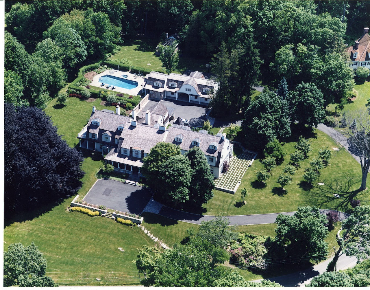 27 Country Club Rd, Ridgefield | Karla Murtaugh Realtor in Ridgefield CT